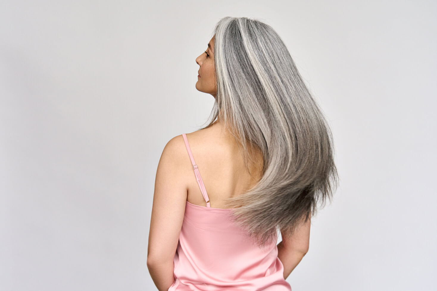 How To Embrace And Tame Frizzy Hair During Menopause